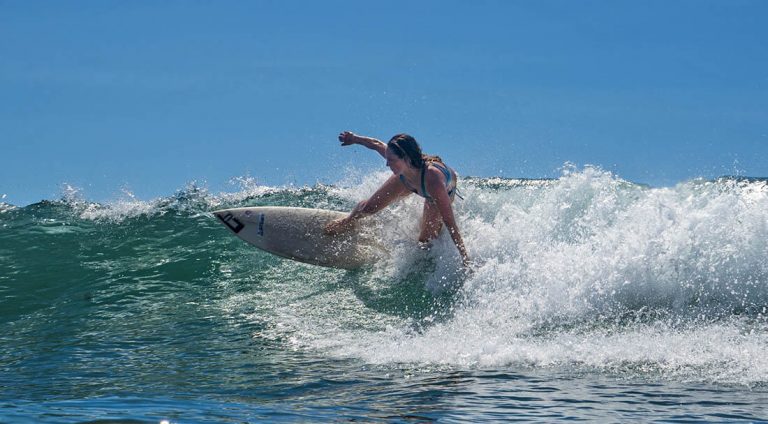The Different Types of Surfing Styles and How to Find Yours